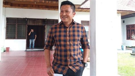 Dewan Dukung Sanksi Adat Bagi Pembuang Sampah Sembarangan