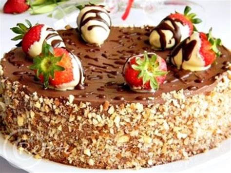 Tort cu mousse de capsune si ciocolata Rețete Fel de Fel