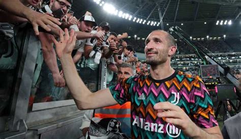 Juve Penalizzata Il Messaggio Di Chiellini Quando Sei Della Juve Lo