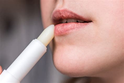 What Can I Put On My Severely Chapped Lipstick Lipstutorial Org