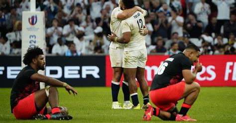 Inglaterra le ganó raspando a Fiji y pasó a semi del Mundial de rugby