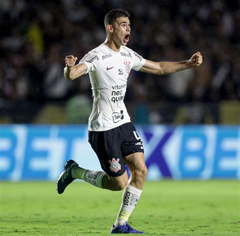 Novo presidente do Corinthians bate o pé em relação a Gabriel Moscardo