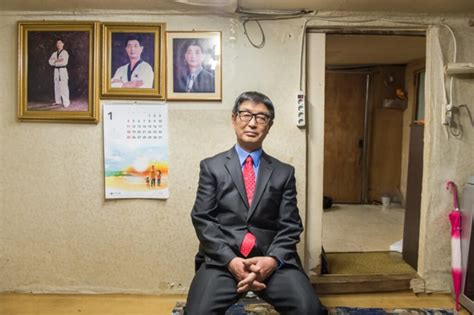 Así es como se vive en el barrio más pobre de Corea del Sur en 21 fotos