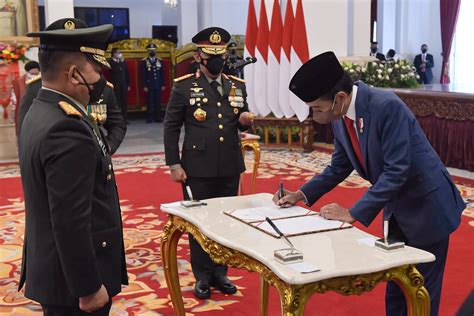 Sekretariat Kabinet Republik Indonesia Pelantikan Kepala Staf