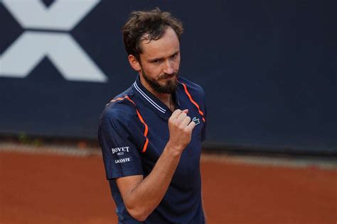 Daniil Medvedev Derrota Holger Rune Em Final Apertada No Masters De
