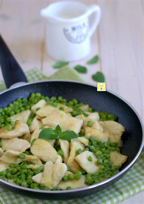 Straccetti Di Pollo E Piselli Sfizioso Secondo Piatto Con Contorno