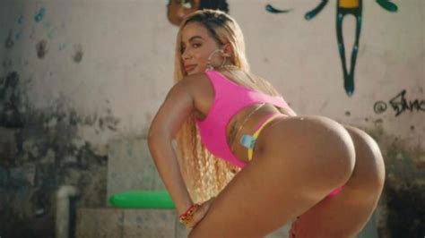 Anitta Comenta Sobre Sexo Anal E Diz Que Tem Dicas Para Dar FOLHAMAX