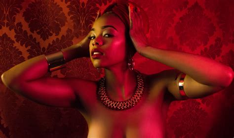 Belle Femme Nue Noire Du Pour Sexciter Sur Lapixbox Comphoto De