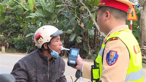 Nguy cơ lạm dụng rượu bia nhưng vẫn điều khiển phương tiện tham gia