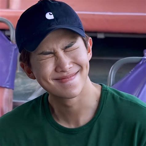 Pin de 𓏲 𝐕𝐚𝐧𝐭𝐞𝐝𝐢𝐫𝐬 en Kim Namjoon