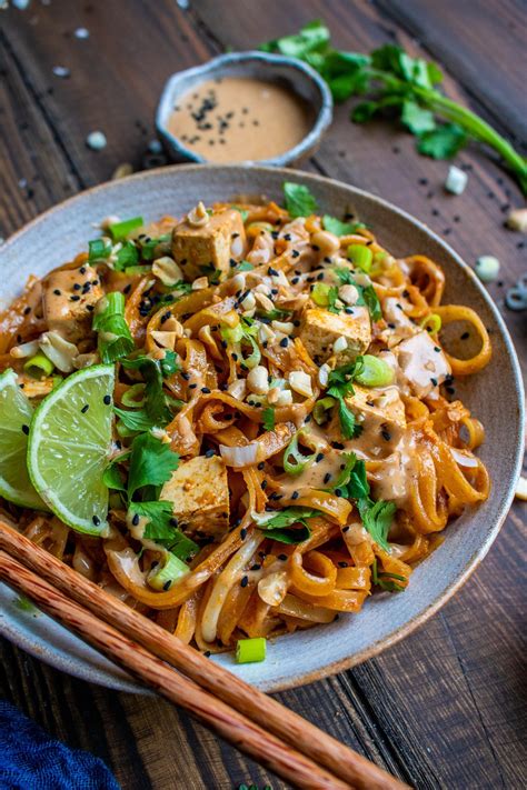 Easy Pad Thai With A Peanut Sauce Happy Skin Kitchen