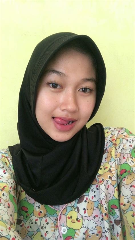 Kumpulan Cecan Indo Pap Hijab Dan Pap Cewe Melet Melet Minta Cium Di