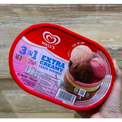 Jual Ice Cream Walls 3 In 1 Neopolitana 700 Ml Shopee Indonesia