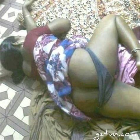 South Indian Mallu Tamil Aunty Bhabhi Sleeping Naked Ass Soothu Gaand