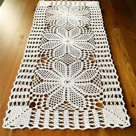 Caminho De Mesa De crochê 70 Modelos Gráficos e Passo a Passo