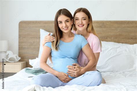 Pregnant Lesbian Telegraph