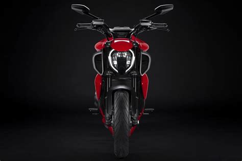 Ducati Diavel V First Look Unveiled Detailed Image Gallery In