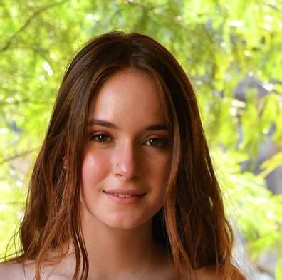 Hazel Moore Bio Age Facial Pics Height Wiki Net Worth ScopeNew