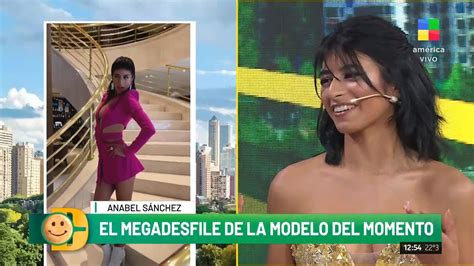 El megadesfile de Anabel Sánchez la modelo del momento que se hizo