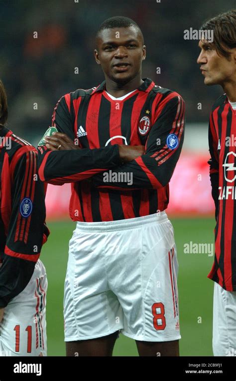 Milán Italia 16 de marzo de 2006 Estadio Sansiro Notte di Stelle
