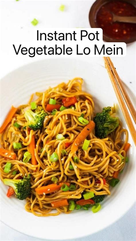 20 Minute Spicy Sriracha Ramen Noodle Soup Video Artofit