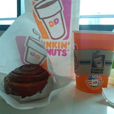 Coffee Roll Brewed Coffee Dunkin Donuts Coffee Brewing Pancakes