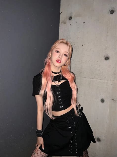 7 220524 Yuqi Instagram Update GIDLE Kpop Girl Groups Kpop Girls