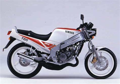 Especificaciones T Cnicas De La Yamaha Tzr Naked Moto Gu As
