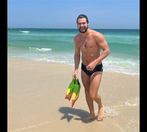 Foto Qual A Idade De Rafa Vitti Ator Da Globo Completou Anos Em