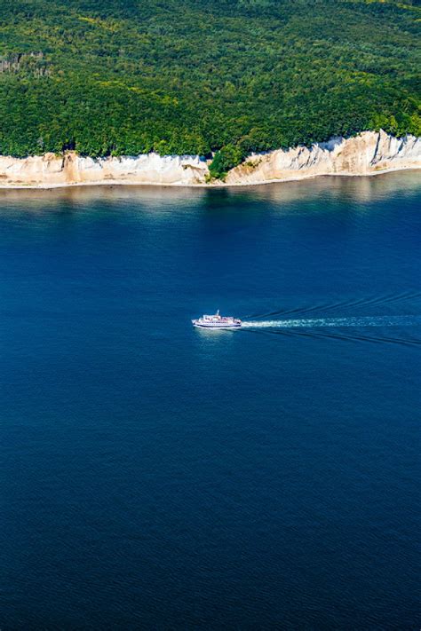 Luftaufnahme Sassnitz Passagier Und Fahrgastschiff Cap Arkona Auf