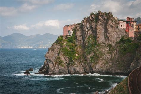 Cinque Terre Vs Amalfi Coast Which One To Visit In 2024 The Planet D