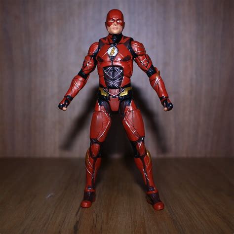 Flash Liga da Justiça DC Multiverse Mattel figura de ação LEIA A