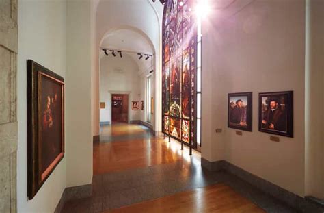 Mailand Pinacoteca Ambrosiana Da Vincis Codex Atlanticus GetYourGuide