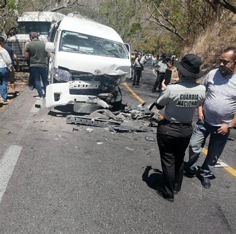 Se Registra Aparatoso Accidente En La Carretera Federal 200 El Sol De