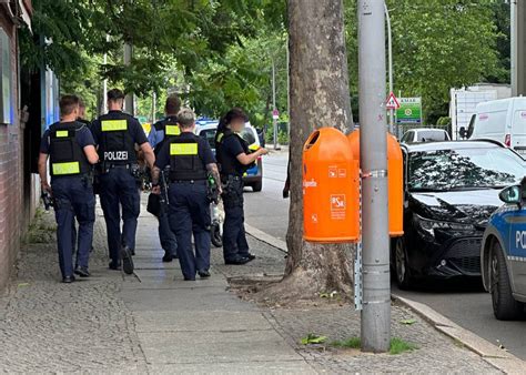 Uber Fahrer In Lichtenberg Bedroht Und Geschlagen Berlin Doku