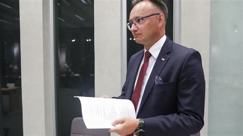 Mikołaj Pawlak przed sejmową komisją śledczą do spraw Pegasusa TVN24
