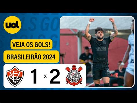Corinthians supera falha de Hugo e vira contra o Vitória