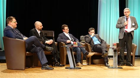 Heiße Debatte um Jesus Christus