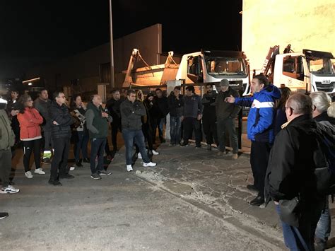 Els Treballadors De Neteja I La Recollida De Residus Ajornen La Vaga A