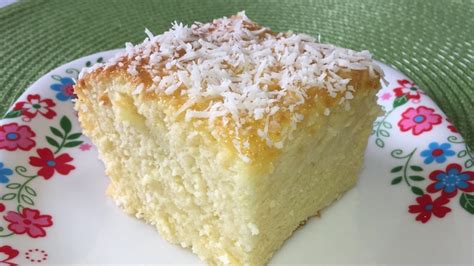 Bolo De Coco Simples E Fofinho Pronto Em Minutos