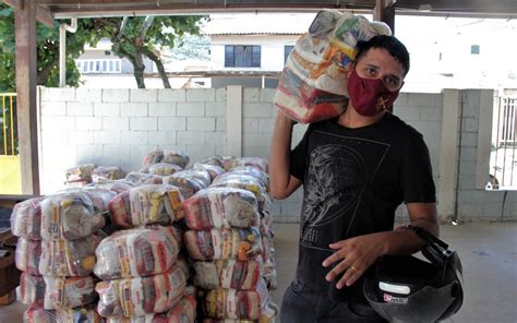 Prefeitura faz entrega de cestas básicas a partir de segunda 14