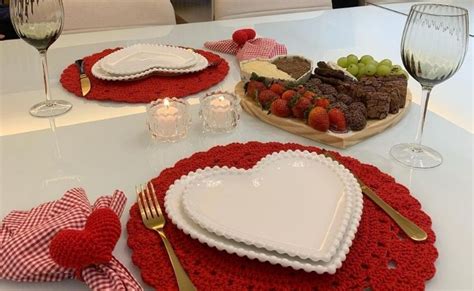 Como montar um jantar romântico de Dia dos Namorados gastando pouquinho
