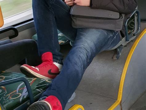 Siedzenia W Komunikacji To Nie Kanapa
