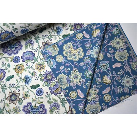 Tkanina Akardowa Kwiaty Desiquel Blue K