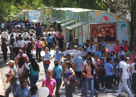 Un total de 180 firmas editoriales participarán en la Feria del Libro