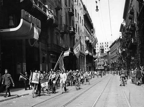 Luglio La Grande Illusione Della Caduta Del Fascismo Corriere It