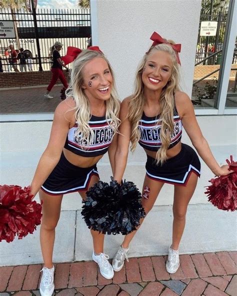Pin On Cheerleaders