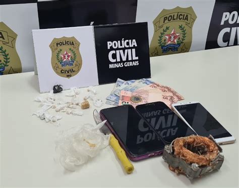Pol Cia Apreende Drogas Dupla Suspeita De Tr Fico Em Guaxup
