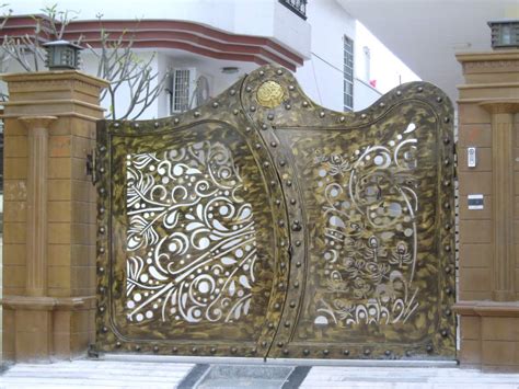 Attractive Front Entry Gate Design Ideas For Home
