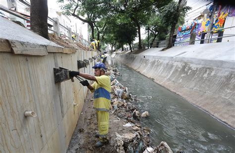 Prefeitura do Rio realiza obras de recuperação em sete canais da cidade